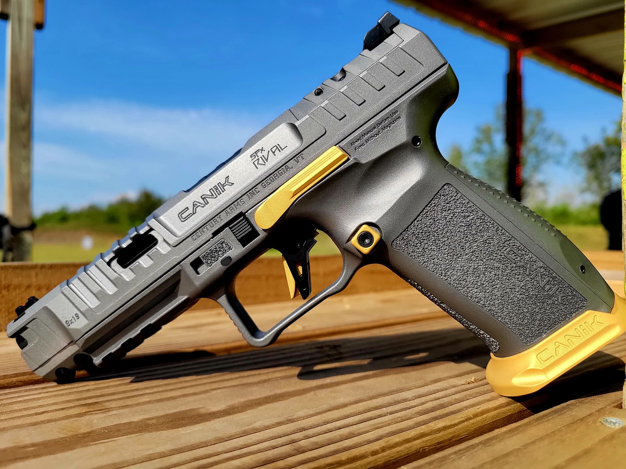 GUNS – Nick's Shooting Range